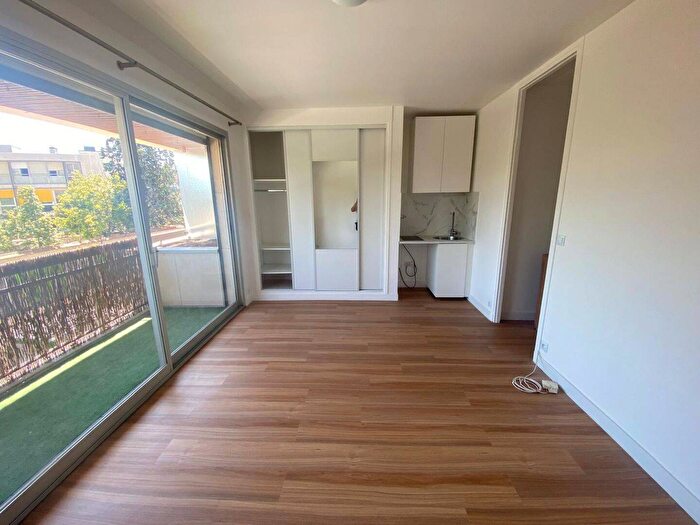La Plaine des Sablons, Neuilly-sur-Seine : Appartement 1 pièce à louer