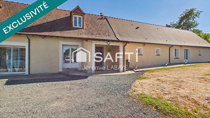 Maison 7 pièces à Bouges-le-Château, à vendre