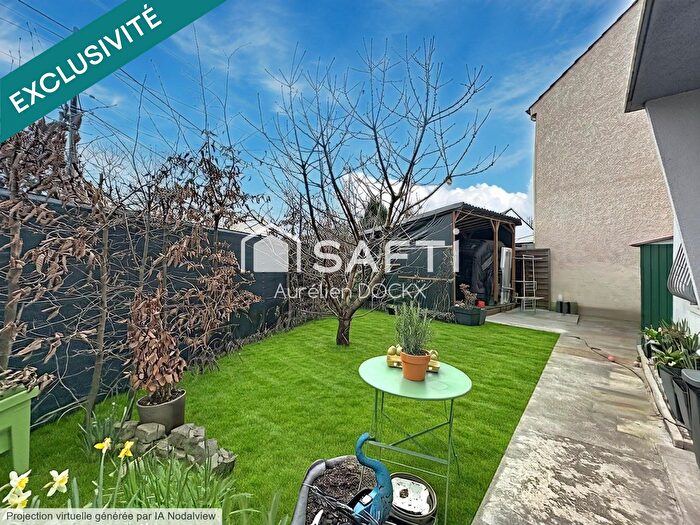 Maison à vendre - Coubron - 7 pièces - 6 chambres