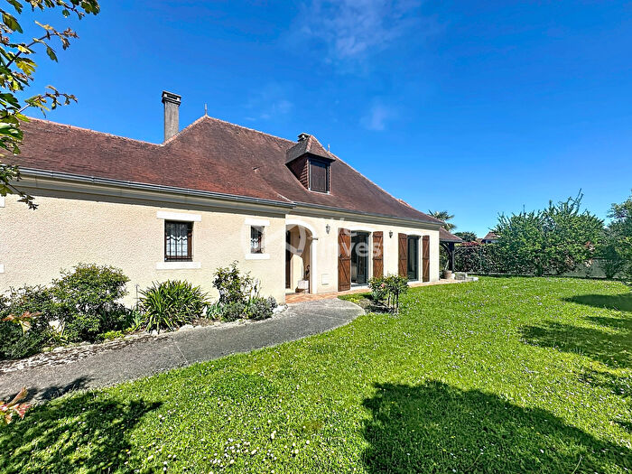 Maison à vendre - Lescar - 6 pièces - 4 chambres