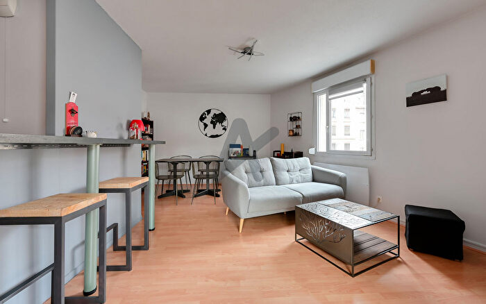 Appartement à vendre - Villeurbanne, Charmettes - 3 pièces - 2 chambres