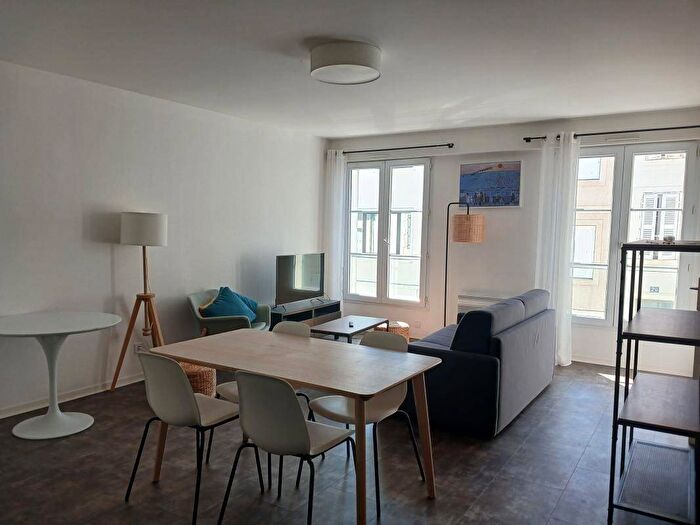 Appartement 2 pièces à Centre Ville, La Rochelle, à louer