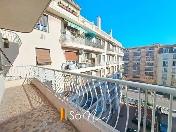 Appartement à louer - Nice, Gambetta - 3 pièces - 2 chambres