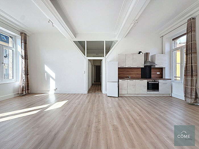 Appartement 4 pièces à louer - Nancy, Poincaré, Foch, Anatole France, Croix de Bourgogne