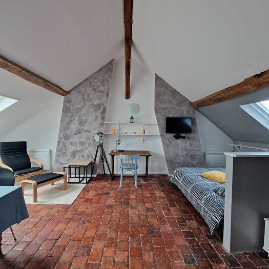 Appartement 1 pièce à Saint Genest-La Butte, Nevers, à louer