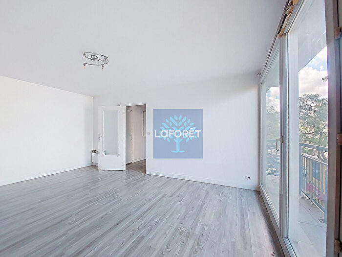 Appartement à vendre - Cergy, Les Hauts-de-Cergy - 2 pièces - 1 chambre