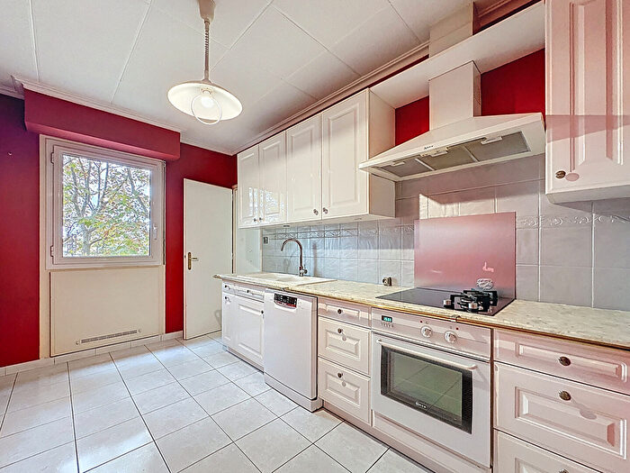 Appartement à vendre - Avignon, Blanchissage - 3 pièces - 2 chambres