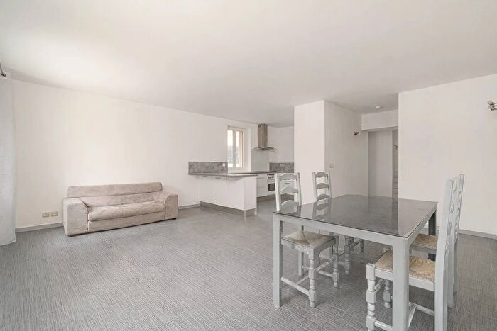 Appartement à vendre - Marseille e , Vielle Chapelle - 3 pièces - 2 chambres