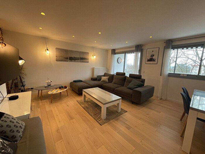 Appartement 5 pièces à louer - Champvert, Gorge de Loup, Lyon 9ème arrondissement