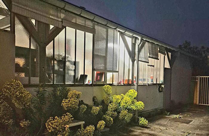 Maison à vendre - Neuilly-Plaisance, Eglise, Gare - 4 pièces