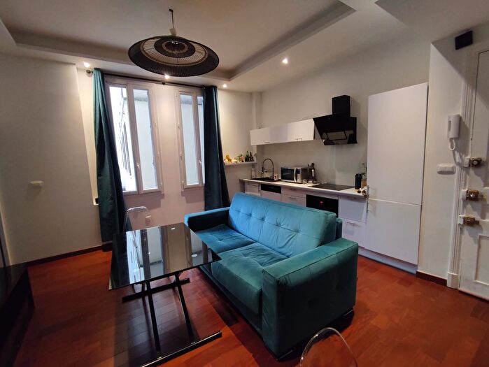 Maisons à vendre et appartements à louer - 1