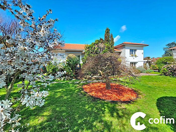 Maison à vendre - Pau - 6 pièces - 2 chambres