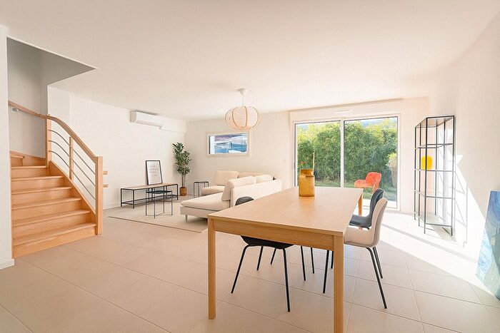 Maison à vendre - Pessac, Le Monteil - 5 pièces - 3 chambres