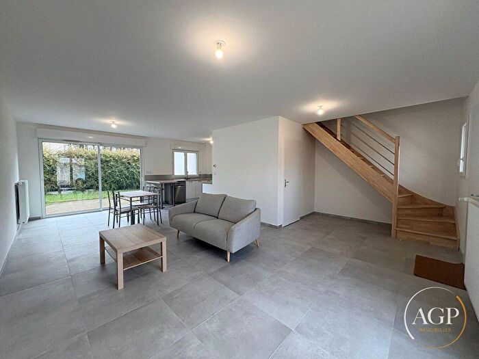 Saint-Hilaire-Saint-Mesmin : Maison 4 pièces à louer
