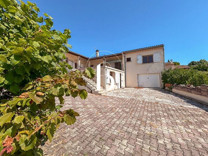 Maison à vendre - Barjac - 9 pièces - 4 chambres