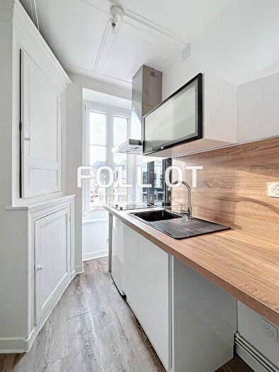 Appartement à louer - Des Ports, Granville - 1 pièce