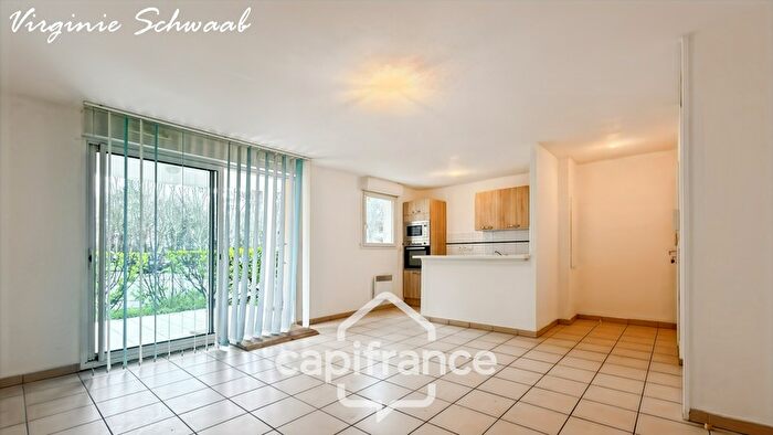 Appartement à vendre - Saint-Pierre-du-Mont - 3 pièces - 2 chambres