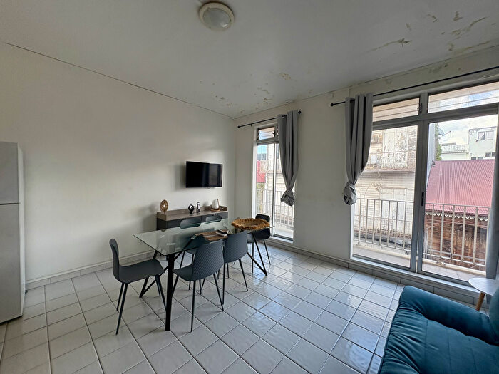 Appartement à louer - Pointe-à-Pitre - 3 pièces - 2 chambres