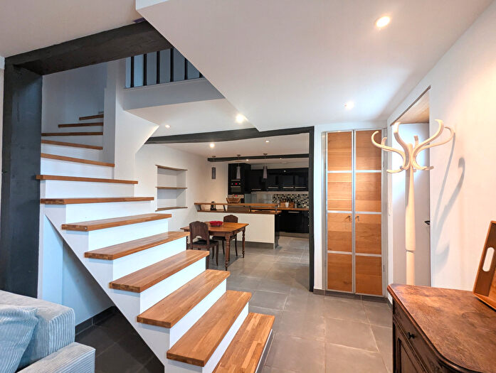 Maison à louer - Sauveterre-de-Béarn - 3 pièces - 2 chambres