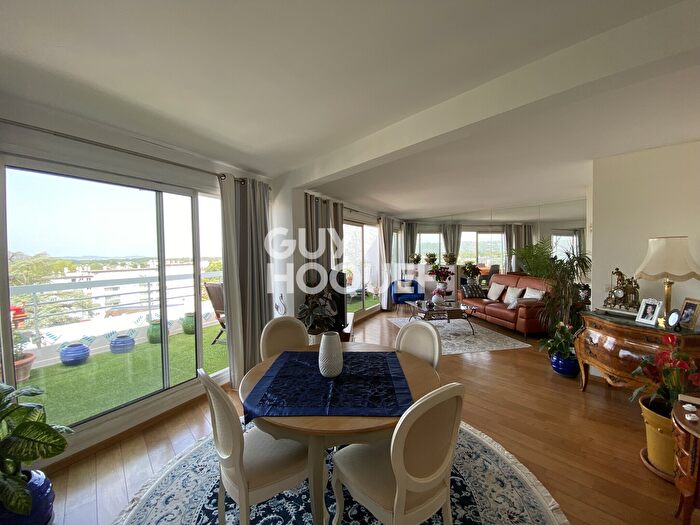 Appartement 5 pièces à Pau, Pau Nord, à vendre