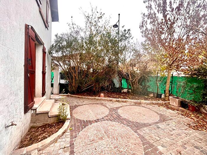 Maison à vendre - Joinville-le-Pont, Polangis - 4 pièces - 3 chambres