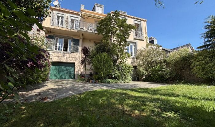 Maison à vendre - Quimper - 8 pièces - 6 chambres