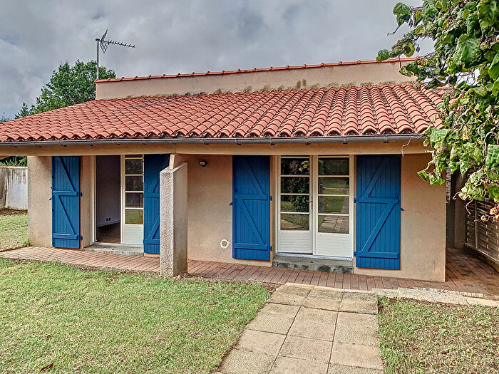 Maison à louer - Fontenay-le-Comte, Le Porteau, Rabelais - 1 pièce