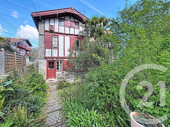 Maison à vendre - Ustaritz - 4 pièces - 3 chambres