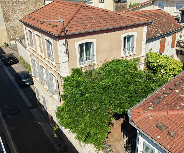 Maison 5 pièces à Saint-Martin-la-Plaine, à vendre