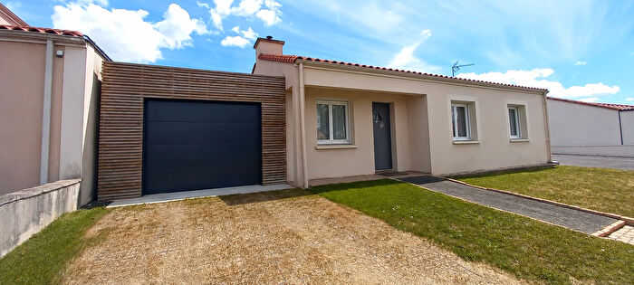 Maison 4 pièces à vendre à La Chapelle-Heulin