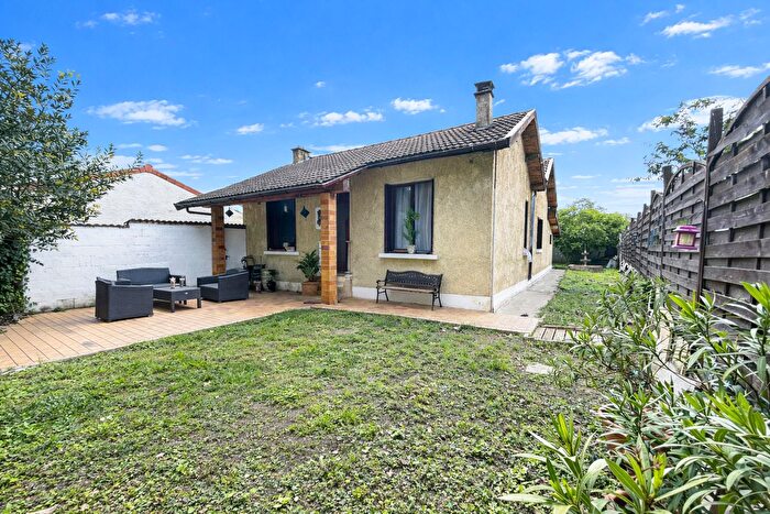 Vaulx-en-Velin, Le Pont des Planches - Maison 6 pièces à vendre