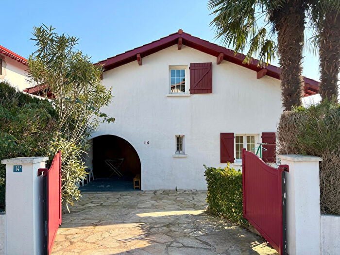 Maison à vendre - Urrugne - 7 pièces - 5 chambres