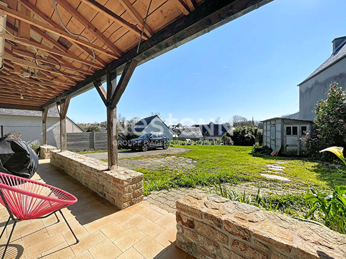 Maison à vendre - Landivisiau - 6 pièces - 3 chambres