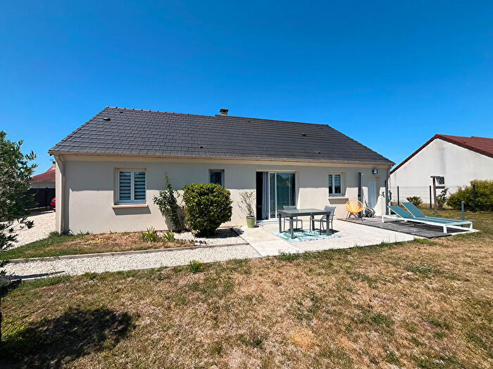 Maison 4 pièces à Villemandeur, à vendre