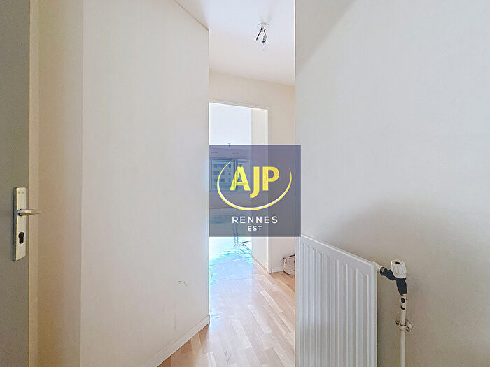 Appartement à vendre - Quartiers Centre, Saint-Hélier, Gare - 1 pièce