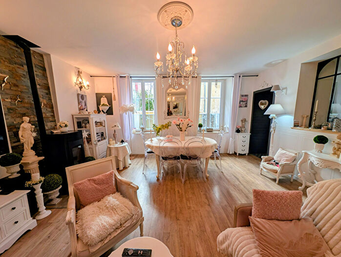 Maison à vendre - Pont-Saint-Esprit - 6 pièces - 3 chambres