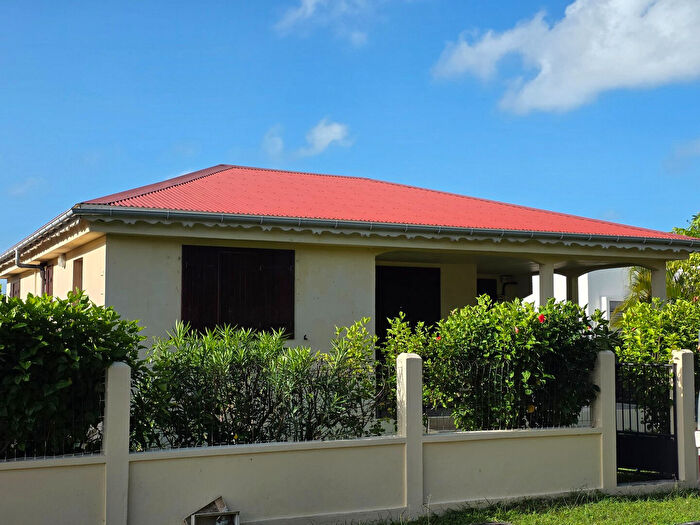 Maison à vendre - Grand-Bourg - 4 pièces - 3 chambres