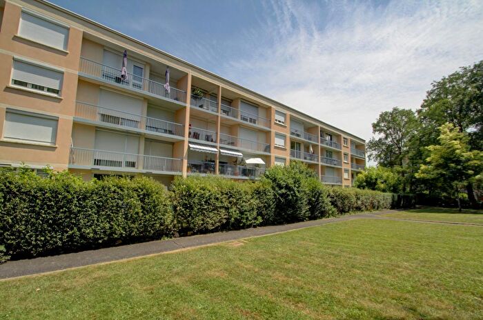 Appartement 4 pièces à Saran, Centre-ville, Bois Joly, La Chiperie, à vendre