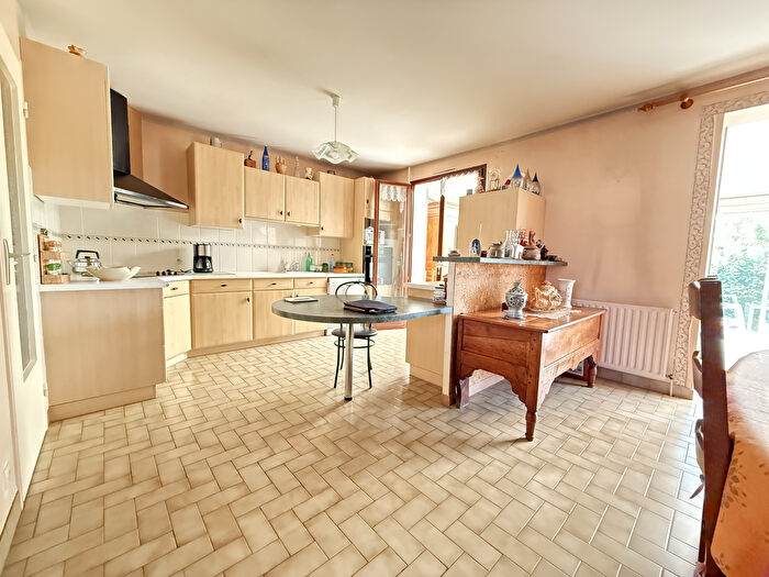 Maison à vendre - Yvré-lévêque - 5 pièces - 4 chambres