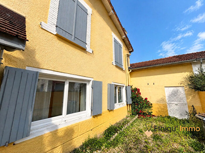 Longchamp-sur-Aujon - Maison 3 pièces à vendre