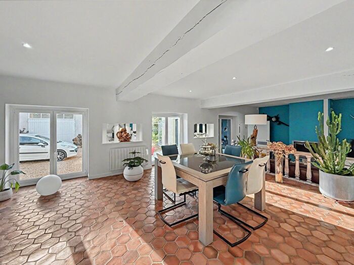 Changé : Maison 5 pièces à vendre