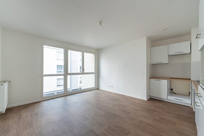 Appartement à vendre - Livry-Gargan, La Poudrerie - 3 pièces - 2 chambres