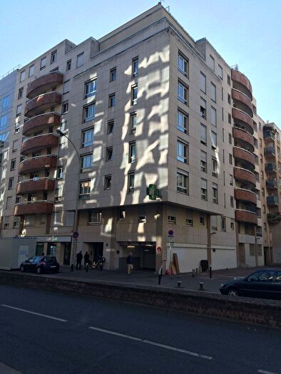 Appartement 3 pièces à louer à Gambetta, Courbevoie