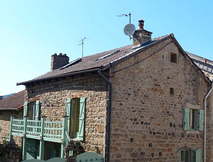 Maison 5 pièces à vendre à Saint-Julien-Chapteuil