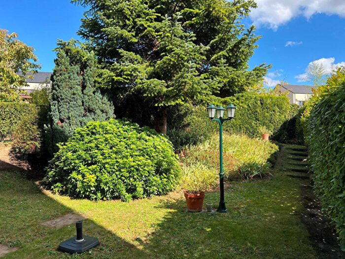 Appartement à louer - Centre Ville, Senlis - 3 pièces - 2 chambres