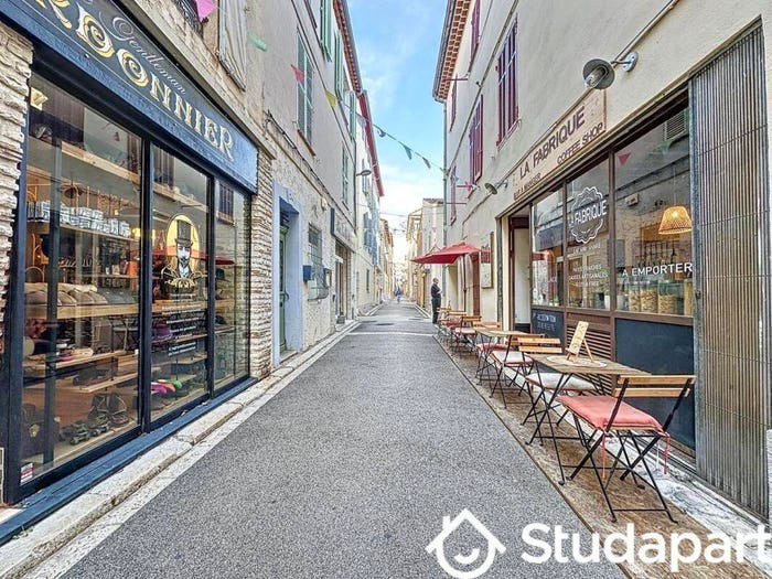 Vieille Ville, Antibes - Appartement 1 pièce à louer
