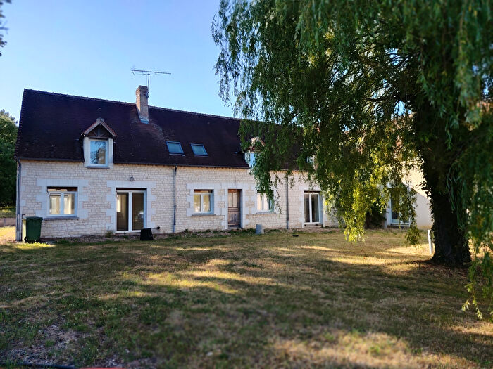 Maison à vendre - Marcé-sur-Esves - 9 pièces - 6 chambres