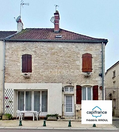 Maison à vendre - Til-Châtel - 5 pièces - 3 chambres