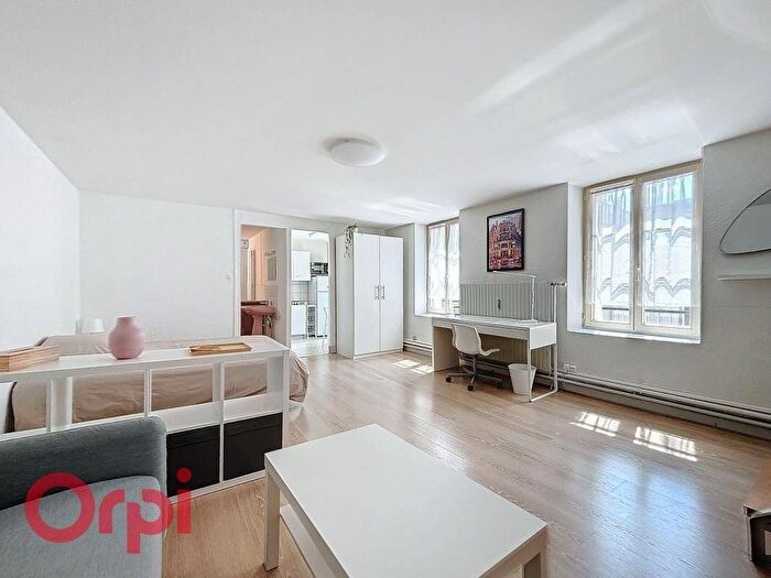 Appartement à louer - Léopold-Ville Vieille, Nancy - 1 pièce