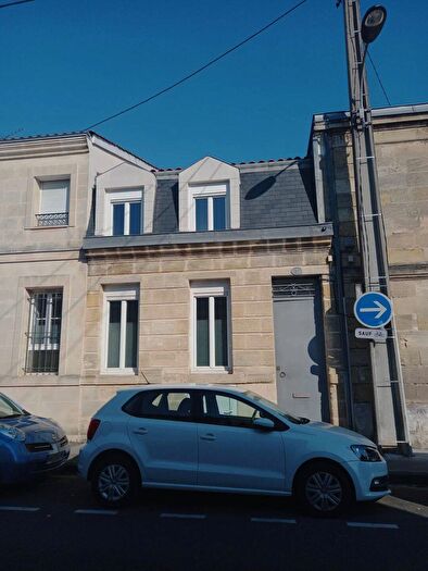 Maison 4 pièces à Centre ville, Bordeaux, à louer